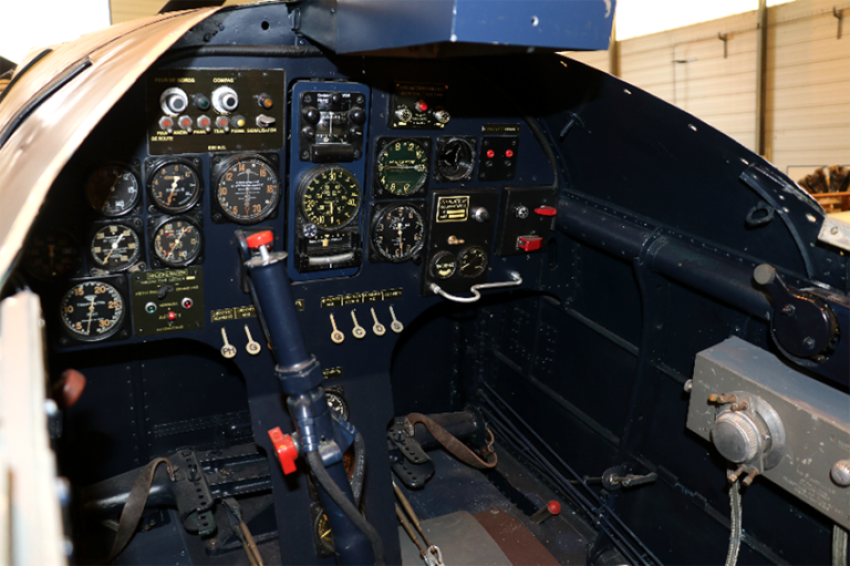 Un Dewoitine D-520 en fin de restauration – aeroVFR